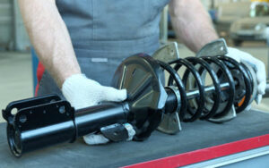 Diagnosing Land Rover Suspension Strut Failures In Boca Raton